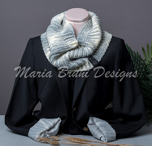 Ravelry: The Wedgewood Cowl pattern by Maria Bruni