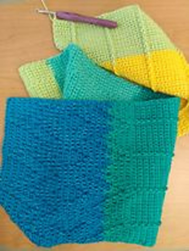 Ravelry: La Bella Vita Scarf pattern by Maria Bruni