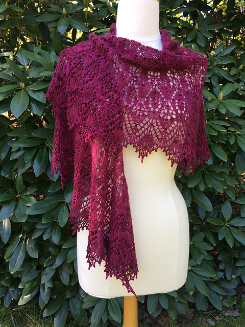 Ravelry: Le Strange pattern by Boo Knits