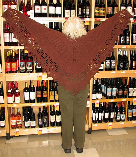 Ravelry: mng's Rustic Craggy Shawl