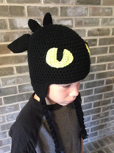 Ravelry: Toothless hat from How to Train Your Dragon pattern by Sarah A ...