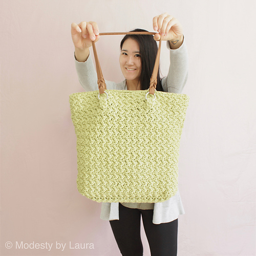 Ravelry: Middleton Tote pattern by Modesty by Laura