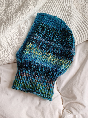 Ravelry: Bug Hood pattern by Alice Hoyle