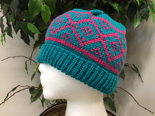 Ravelry: Spotted Diamonds Hat pattern by Lisa Adcock