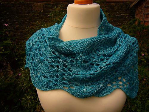 Ravelry: Sea Shell Shawl pattern by Helen Kennedy