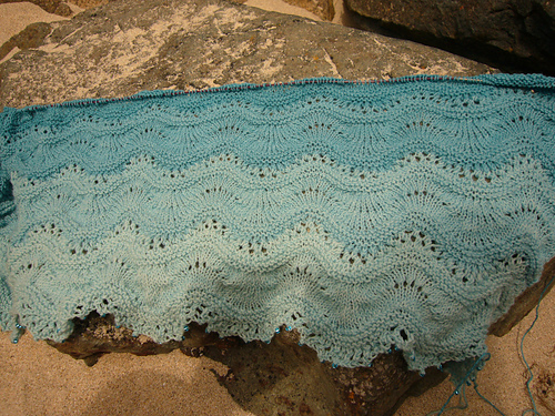 Ravelry: Rippling waves shawl pattern by Helen Kennedy