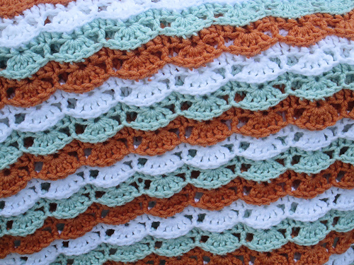 Ravelry: Wavy Shells Blanket pattern by Mindy Acosta