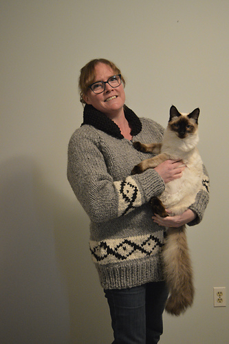 Ravelry: Momma Meow pattern by Sandy Schultz