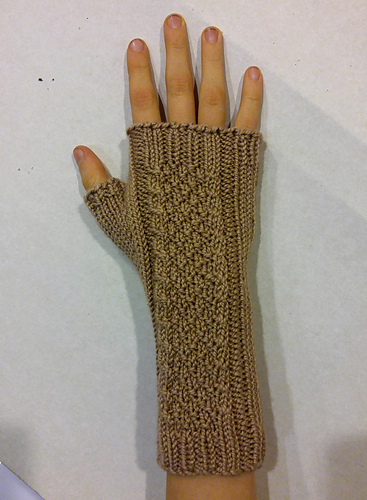 Ravelry: stake and strand pattern by bunnymuff - Mona Zillah
