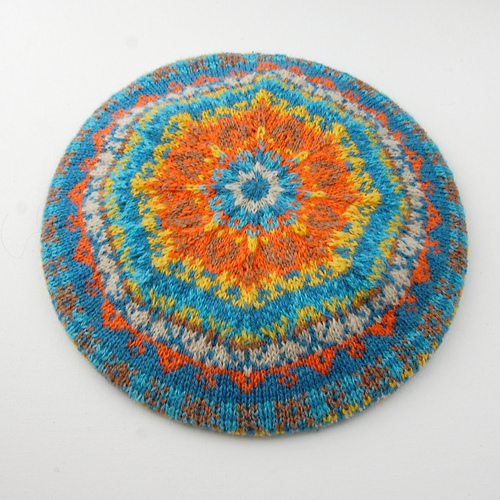 Ravelry: Something Cheery pattern by bunnymuff - Mona Zillah
