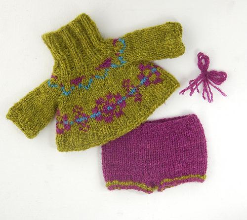 Ravelry: Solstice Glow Medium Toy pattern by bunnymuff - Mona Zillah