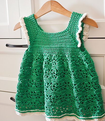 Ravelry: Anneka Dress pattern by Mon Petit Violon