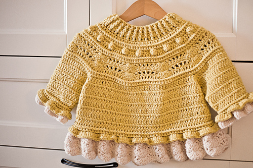 Ravelry: Ranunculus Sweater pattern by Mon Petit Violon
