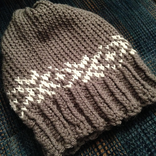 Ravelry: Snowflakes Hat pattern by Isela Phelps