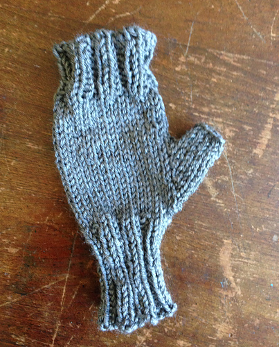 Ravelry: Basic Gloves pattern by Kitty Adventures