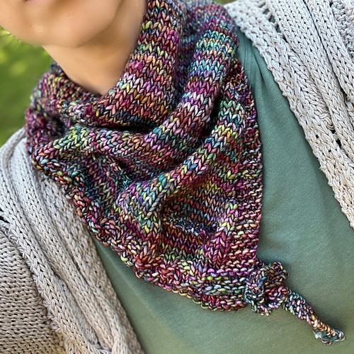 Ravelry: Gather Neck Warmer pattern by Carolyn Mastroddi