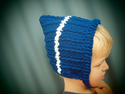 Ravelry: Bramble Bonnet / Pixie Hat pattern by Maya Levitt Designs