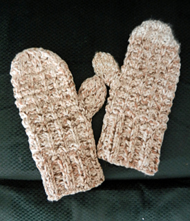 Ravelry: mrsschomer's Waffle mittens