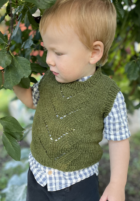 Ravelry: Hiro slipover pattern by Madeleine Claesson