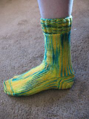 Ravelry: Simple Side to Side Socks pattern by Deborah Swift ...