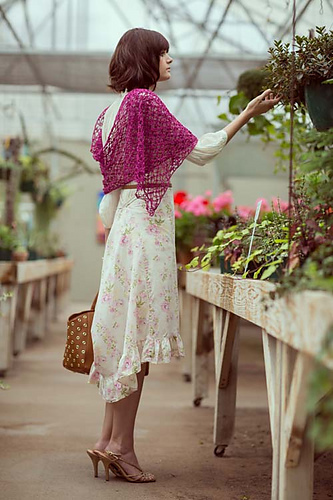 Ravelry: Pink Zazzle Shawl pattern by Yumiko Alexander