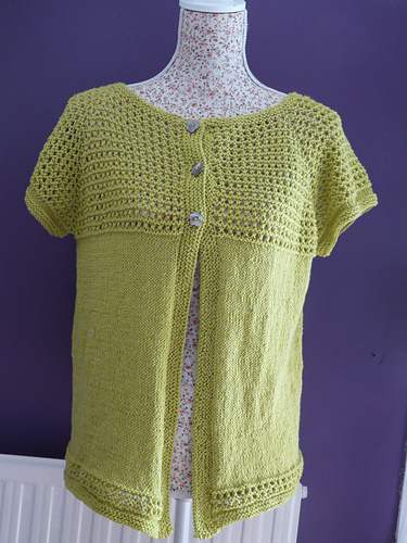 Ravelry: Cardigan Kono pattern by Muriela