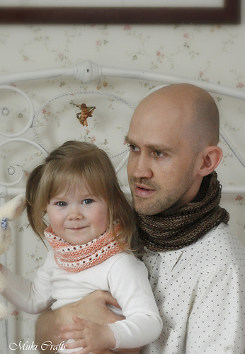 Ravelry: Ricky cowl pattern by Muki Crafts