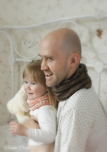 Ravelry: Ricky cowl pattern by Muki Crafts