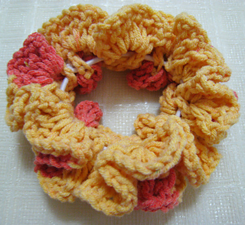 Ravelry: Double Ruffle Crochet Scrunchie pattern by Goh Hui Lian