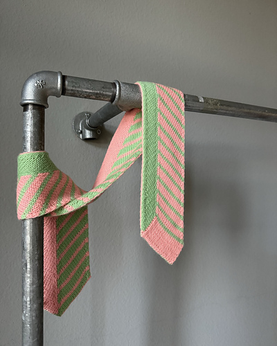 Ravelry: SLIP SCARF pattern by MAANE by Lisa Meissner