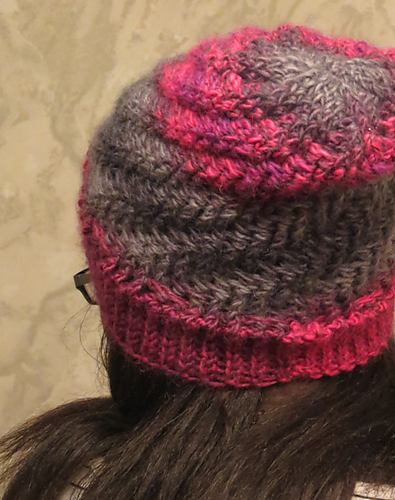 Ravelry: Shansze's Stepping Texture Hat Dos