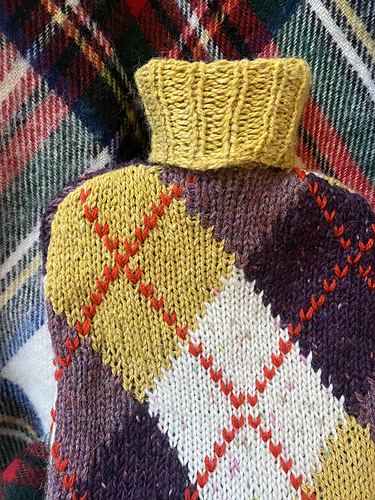 Ravelry: At Least Argyle Be Warm - hot water bottle cover pattern by ...
