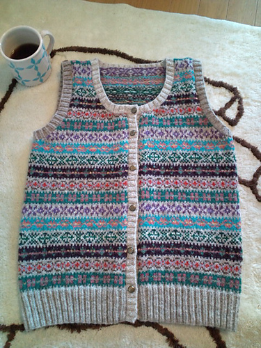 Ravelry: #02 Fair Isle Vest pattern by Yoko Hatta (風工房)
