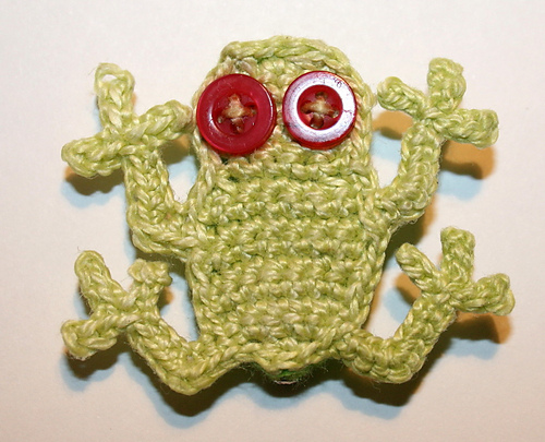 Ravelry: Frog Applique pattern by Nana Sue