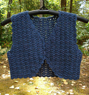 Ravelry: Back to School Bolero - PW-202 pattern by Nancy Brown