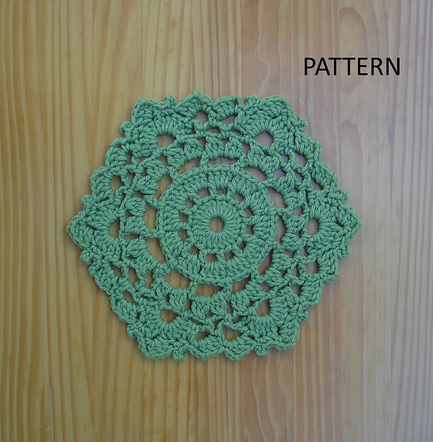 Ravelry: Hexagonal Table Mats - PH-202 pattern by Nancy Brown