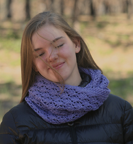 Ravelry: Prettifier Infinity pattern by Nancy Totten