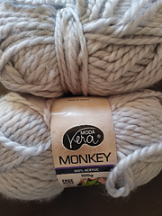 Ravelry: Moda Vera Monkey