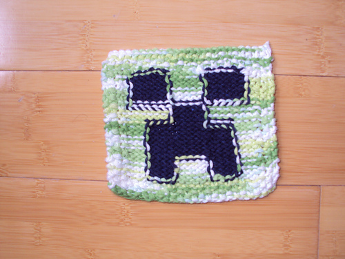 Ravelry: Minecraft Creeper - 2 pattern by Nancy Zellner