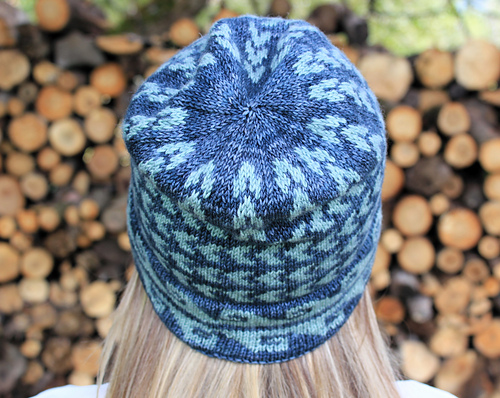 Ravelry: Momo (tuque) pattern by Nathalie Bergeron