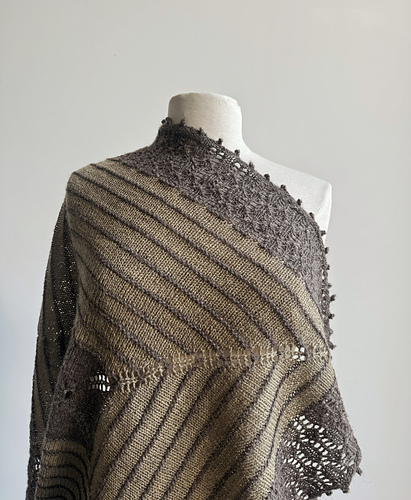 Ravelry: Kerchief pattern by Nat Raedwulf