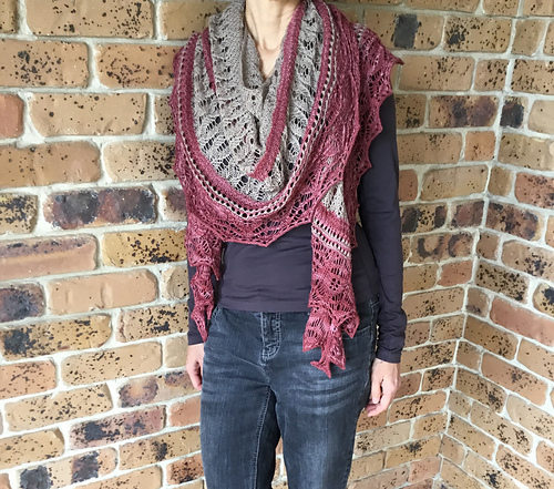Ravelry: Hawthorne Ridge Shawl & Shawlette pattern by Ama Marie