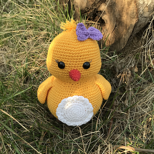 Ravelry: Cute Chicken pattern by Nadegda Zatenackaya