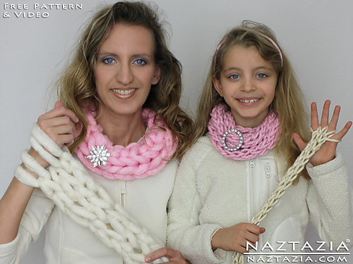 Ravelry: Easy Finger Knit Infinity Circle Scarf Finger Knitting pattern ...