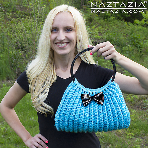 Ravelry: Savvy Handbag pattern by Naztazia