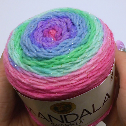 Ravelry: Cake Yarn Scarf pattern by Naztazia