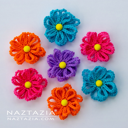 Ravelry: Easy Loop Flower pattern by Naztazia