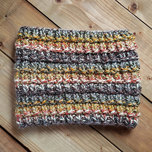 Ravelry: Coney Island Cowl pattern by Elizabeth Lubowitz