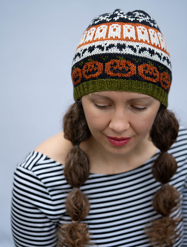 Ravelry: Haunted House Hat pattern by Stephanie Lotven