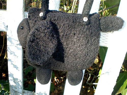 Ravelry: Sheep Bag pattern by Sharon Braden